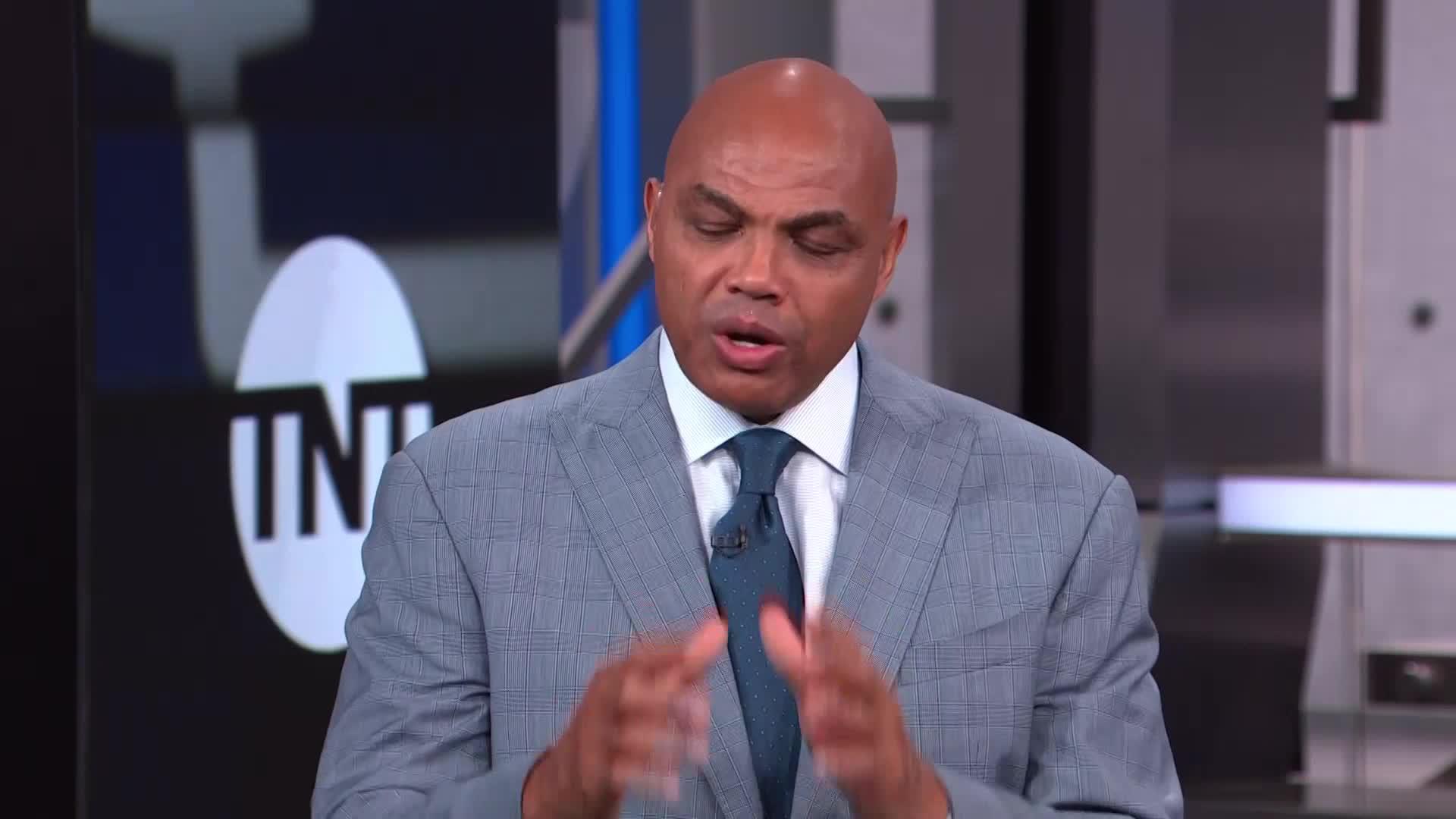 Evan Mobley, De'Andre Hunter Injuries Are 'Real Concern' for Cavs Ahead ...